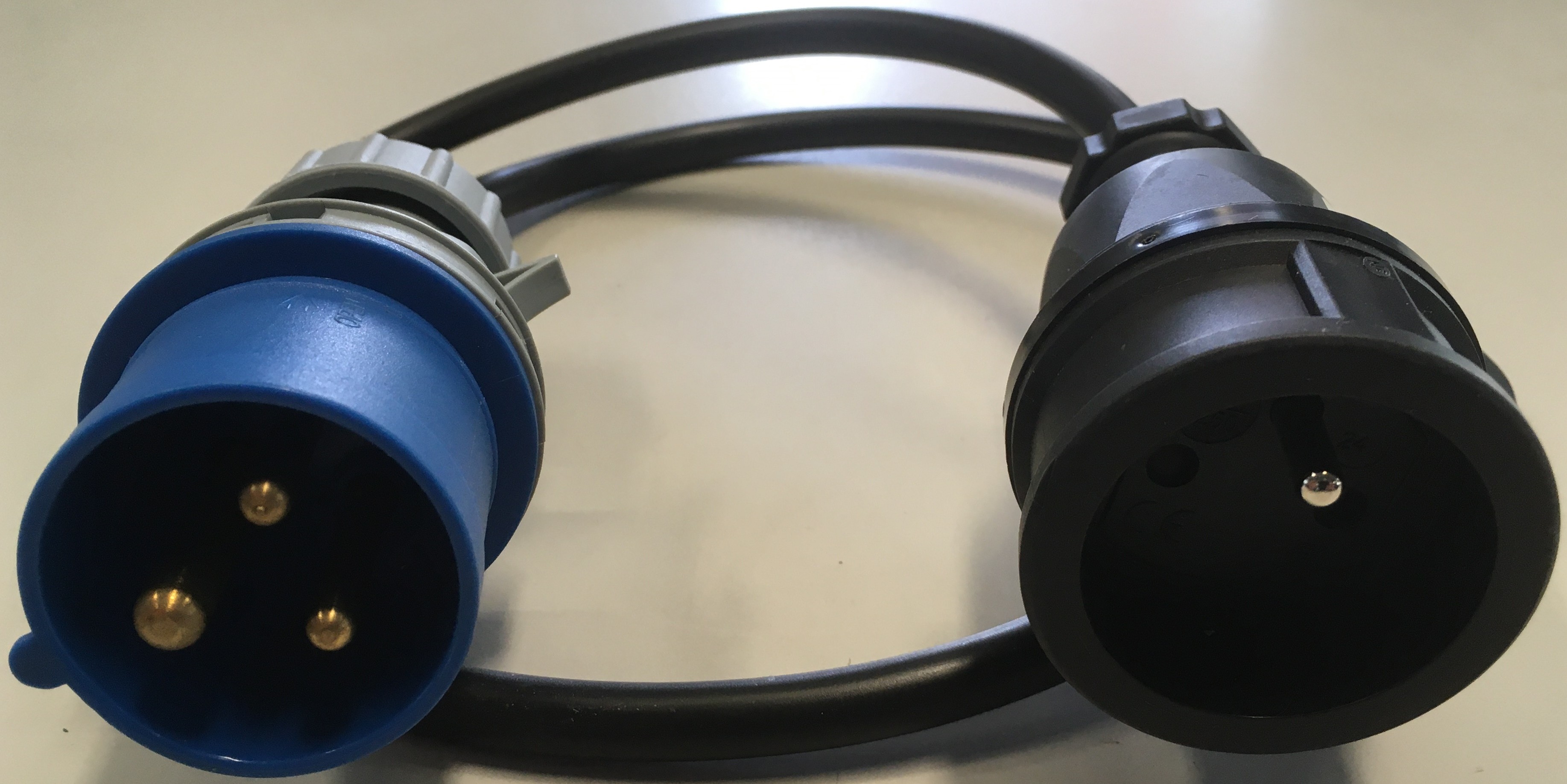 Enrouleurs et prises